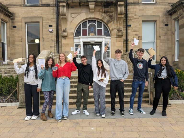 Queen Elizabeth High School